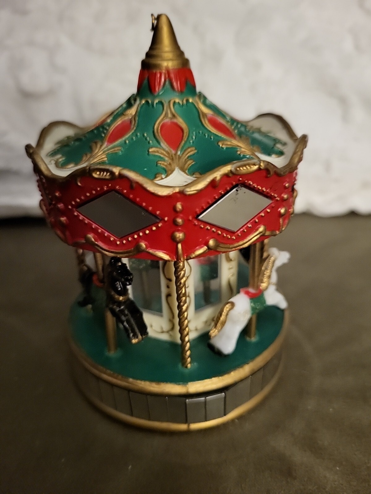 Vintage 1991 Noma Mirror Carousel 4 Horses Merry-Go-Round Ornament/Figurine 4” | eBay