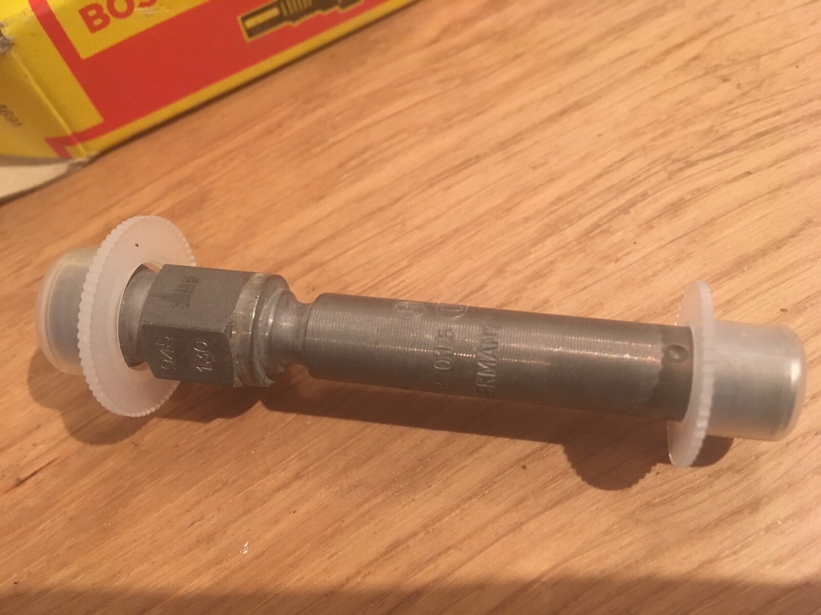 VW Scirocco/ Jetta Volvo 740 Ford Escort - BOSCH Petrol Injector 0437 ...