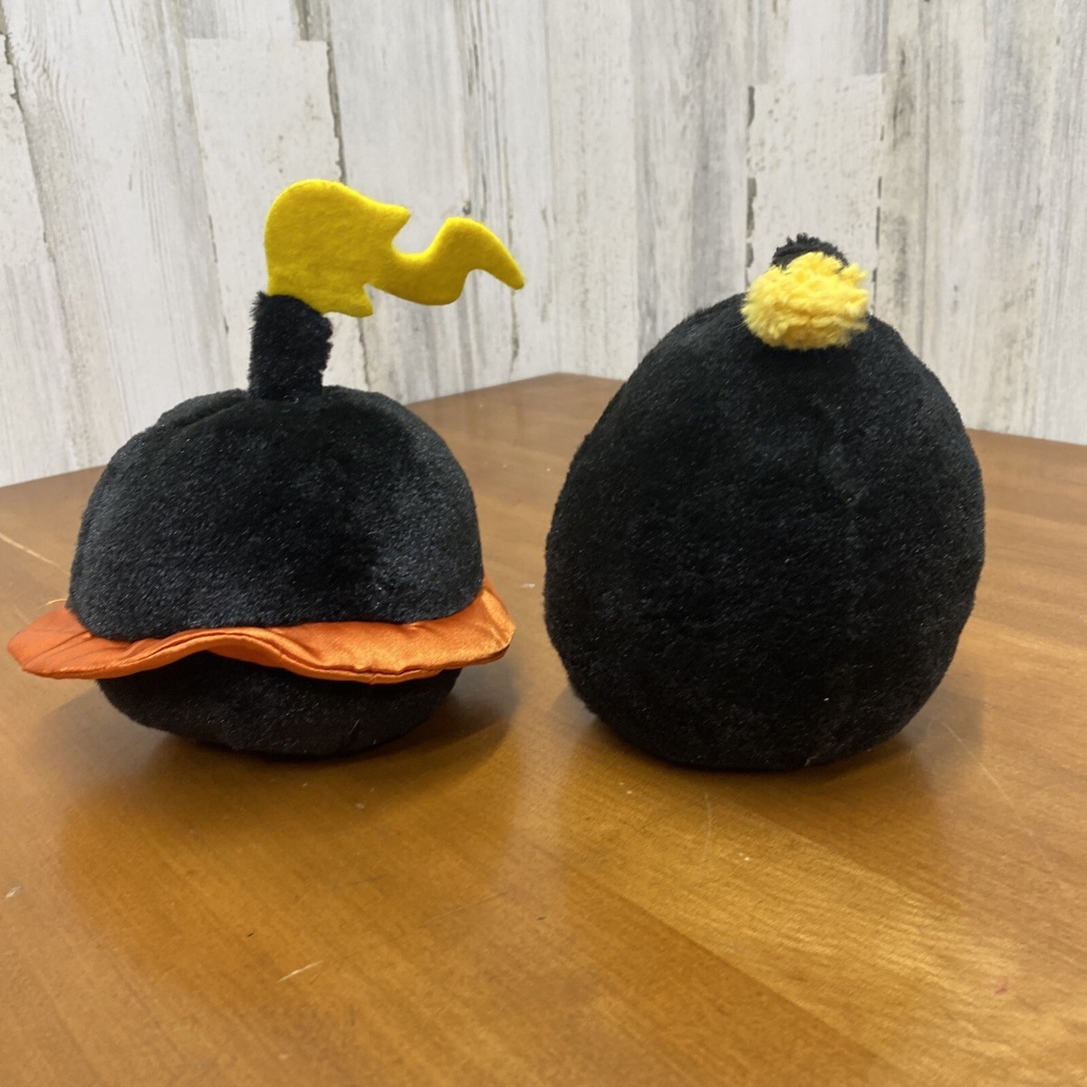 Angry Birds Space Fire Bomb Bird