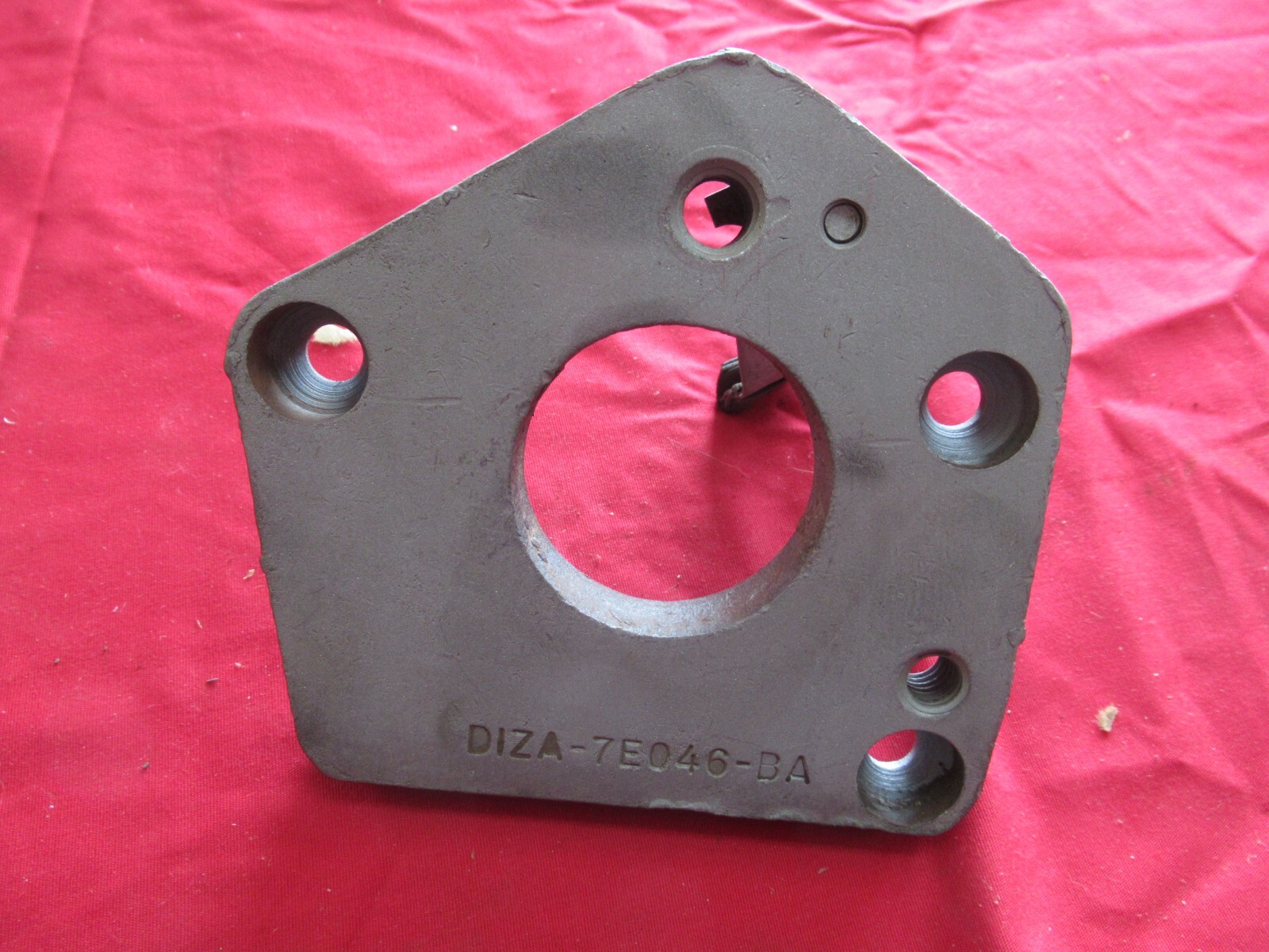 71 MUSTANG BOSS 351 HURST SHIFTER BRACKET 429 CL D1ZA FORD RACING 72 73 ...