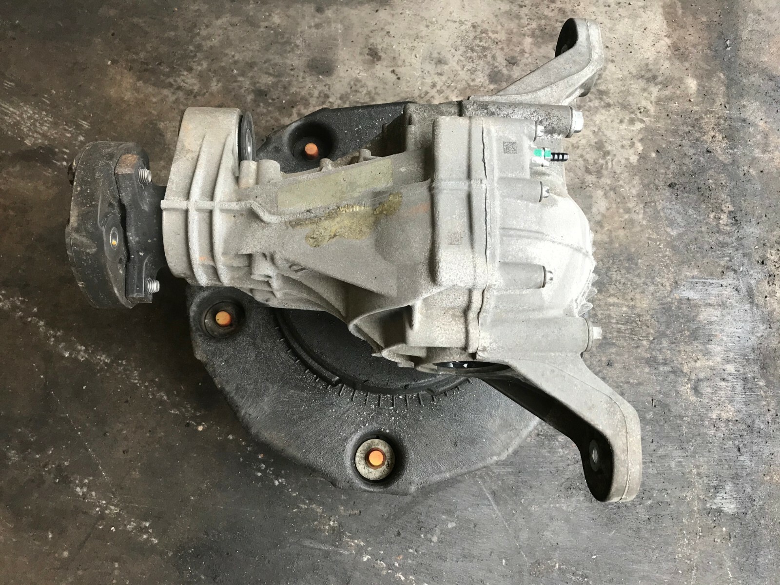MERCEDES BENZ GL450 X164 OEM 07-12 REAR AXLE CARRIER DIFFERENTIAL ZF ...