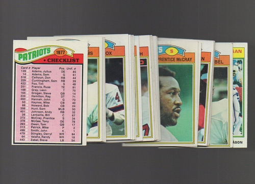 1977 Topps Football NEW ENGLAND PATRIOTS Complete Team Set - MIKE ...