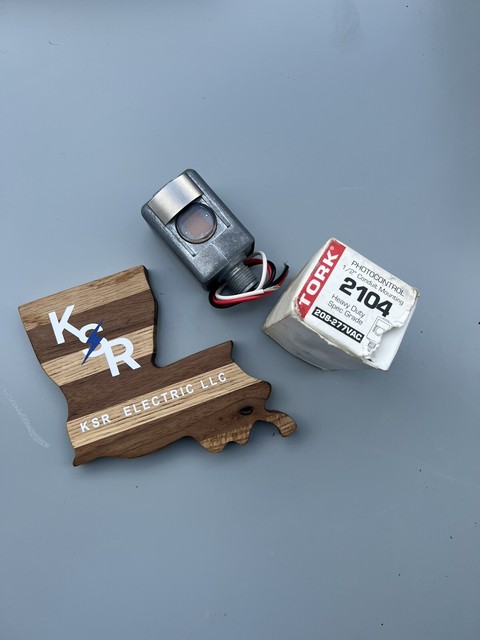 Tork Single Pole 2000w Photocontrol Photoelectric Switch 2104 for sale ...