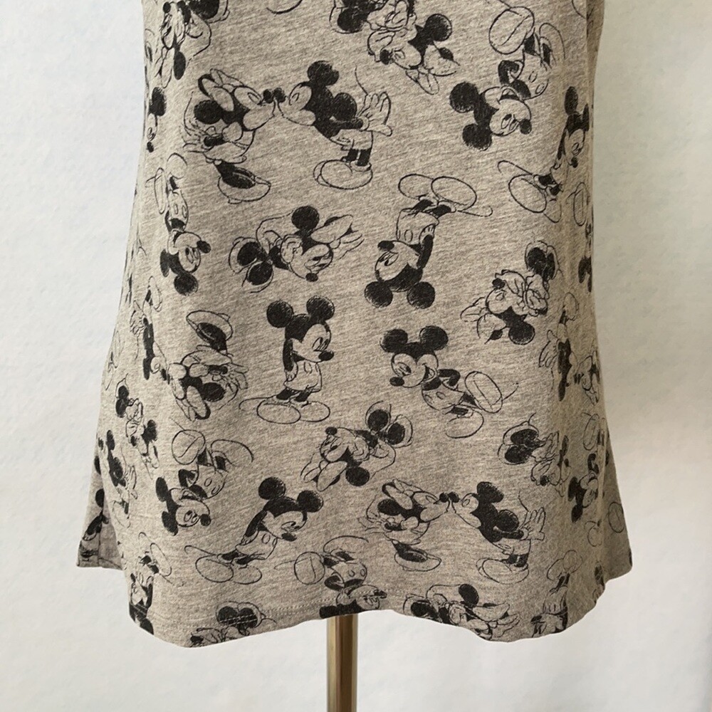 Disney Gray & Black Mickey & Minnie Mouse T-Shirt - Gem