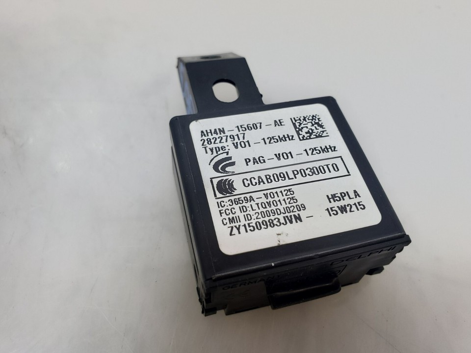 OEM Range Rover L405 ECM Engine Control Module Key Fob Start Switch SET ...