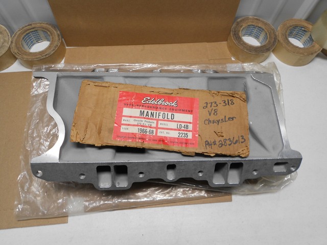 Edelbrock Ld4b Intake Manifold for MOPAR Dodge CHRYSLER Small Block 273 ...