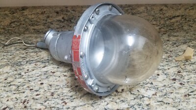 Killark Large Explosion Proof Hazard Zone Light Fixture HP-1-200 Max ...