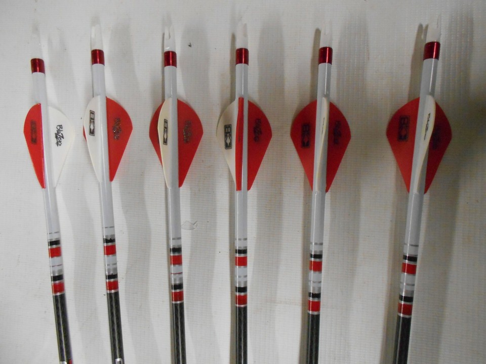 6 Carbon Express Maxima RED SD 250 400 Custom Arrows w/ Blazer Vanes ...