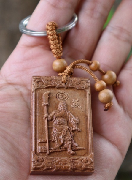 1 PC Feng Shui Wood Kuan Kong Key Chain Powerful Confident Success ...