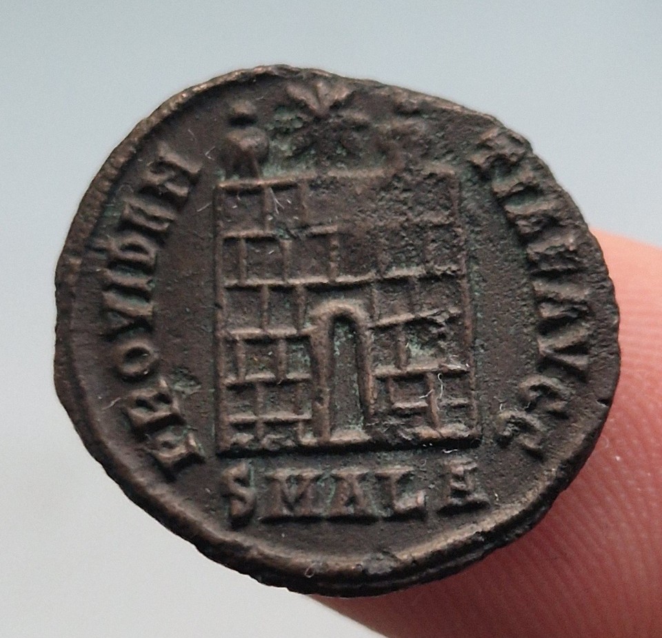 Roman Bronze Nummus - Constantinus I PROVIDENTIAE AVGG - SMALA ...
