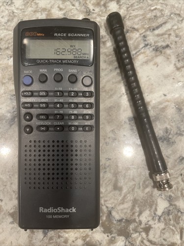 Radio Shack Pro 74 VHF/UHF/ Air / 800 MHz 100 Channel Race Scanner USED ...