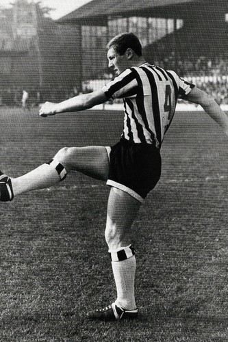 Football Photo>DUNCAN NEALE Newcastle United 1960-61 | eBay