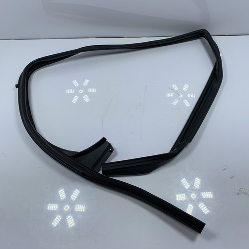 68142-52021 Original Right Rear Glass Seal Toyota Verso-Funcargo | eBay