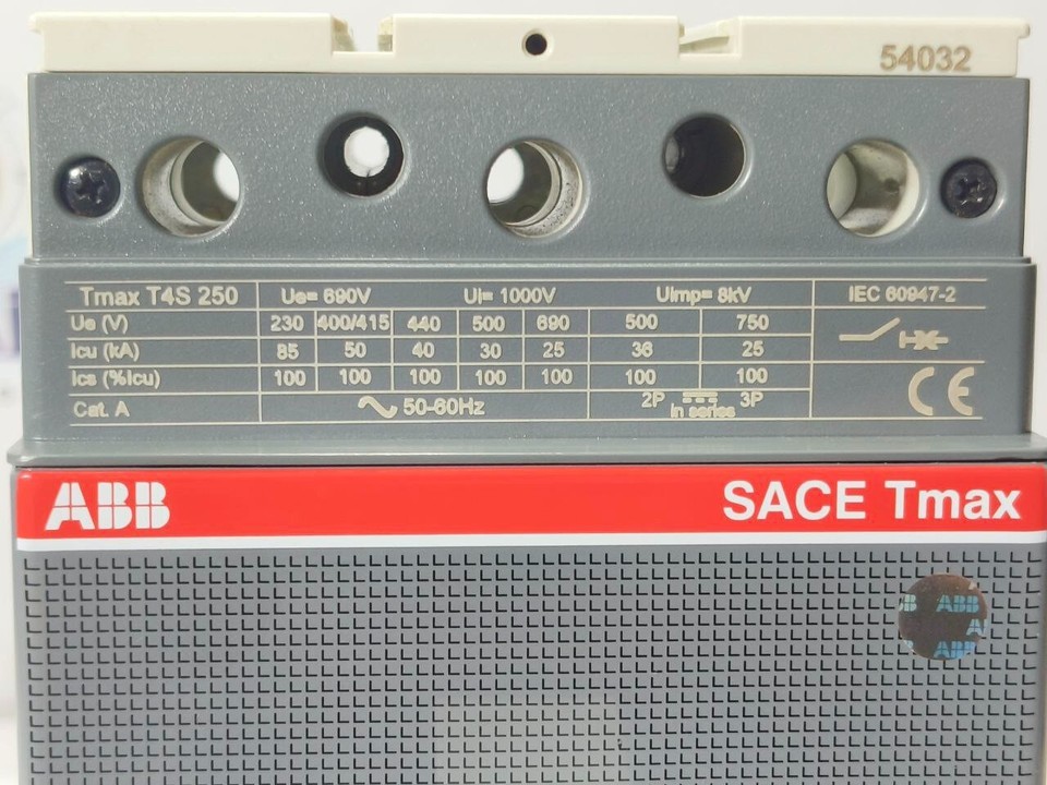 ABB TMAX T4S 250 250A 3POLE PR222DS/P CIRCUIT BREAKER 30kA at 500V ...