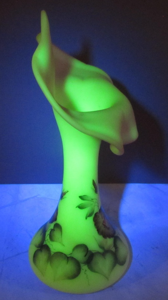 Fenton Beige Satin Jack In The Pulpit Hand Painted & Signed Vase UV ...