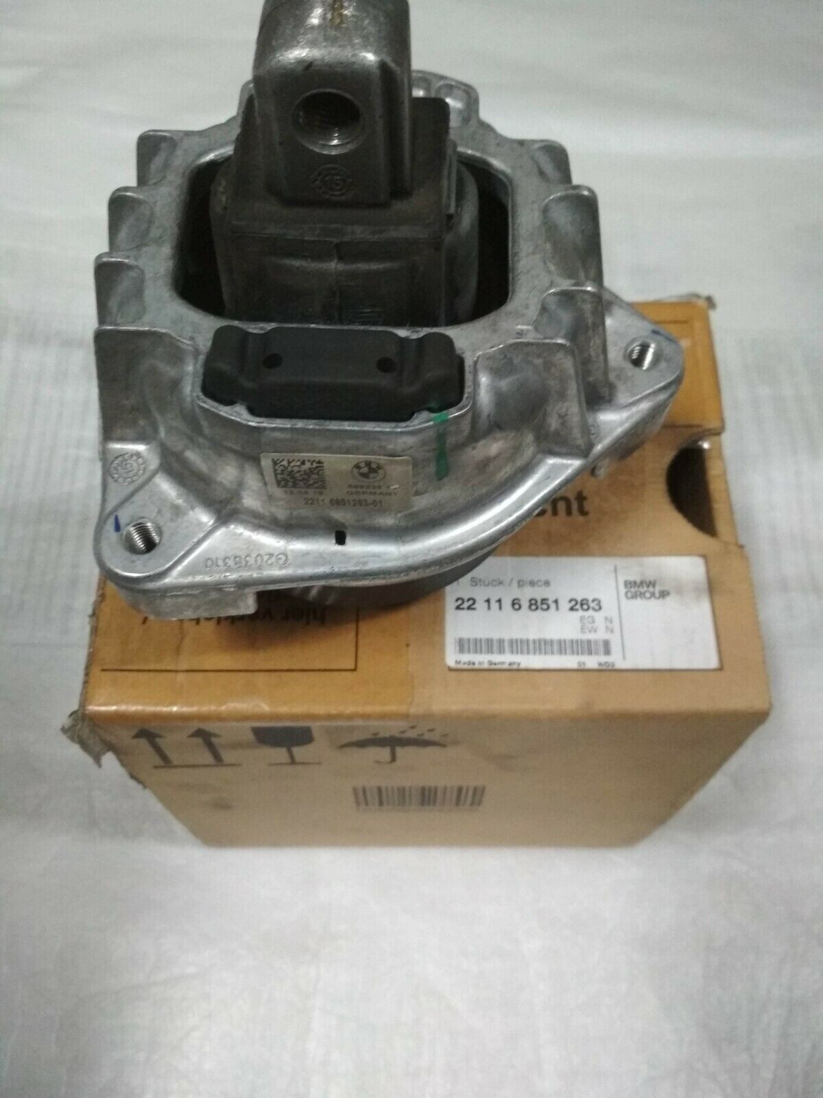 *BMW F10 F07 F12 F13 F02 engine mount left !!NEW!! !!GENUINE ...