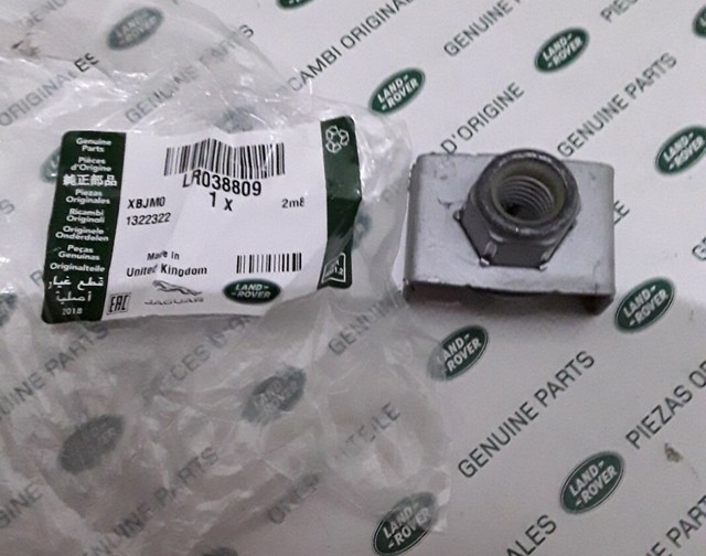 OEM Land Rover Discovery L462 Front Suspension Fork Lock Nut LR038809 ...