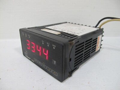 Omega DP20 DP21-TC-AL-A02 Digital Temperature Controller DP21TC Temp ...