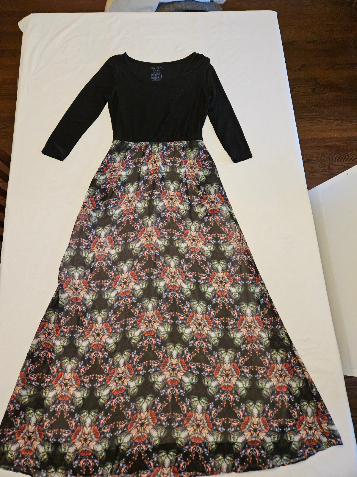Mighty Fine Marvel Avengers maxi dress Size S - Gem