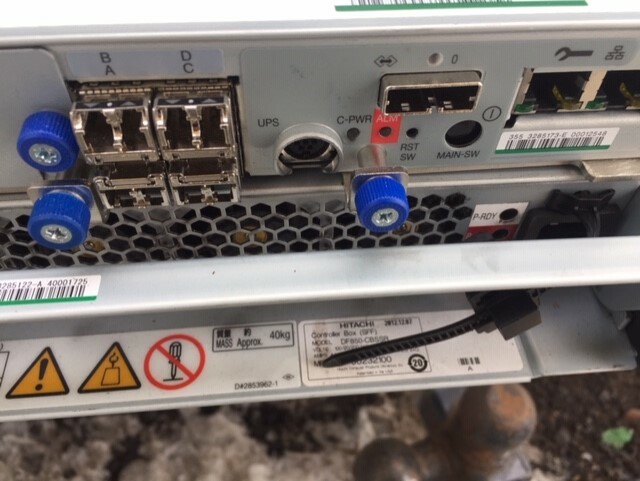 HITACHI ARRAY R0397 21X 2.5" 600GB UNIT 3X DF850 W/ 12 X 4TB DRIVE EACH ...