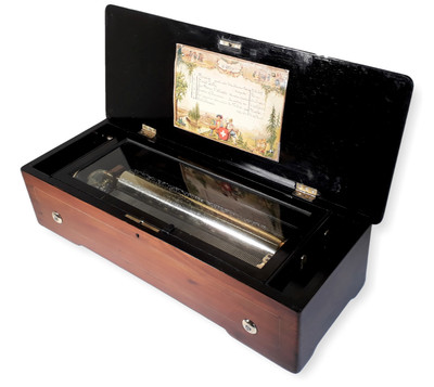 Musical Instruments (Pre-1930) - Music Box