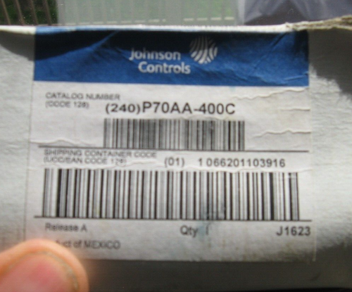 Johnson Controls Head Pressure Fan Cycling Unit P70AA-400C 470 PSIG | eBay