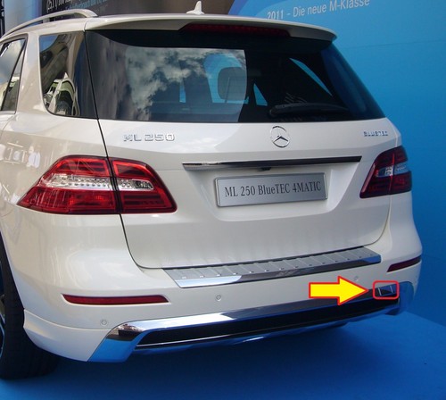 NEW GENUINE MERCEDES BENZ MB ML CLASS W166 AMG REAR BUMPER TOW HOOK EYE ...