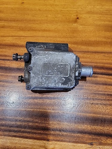 84-90 Toyota Pickup 4Runner 17350-35040 EGR Crossover 22R Carb OEM ...