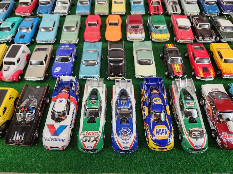 HUGE Slot Car Collection HO Scale 475+ In Lot Auto World, AFX, + More ...