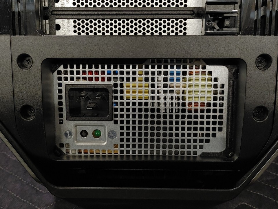 Alienware Area-51 R2 Gaming Desktop i7-6850K, 32GB RAM, 500GB SSD GTX ...