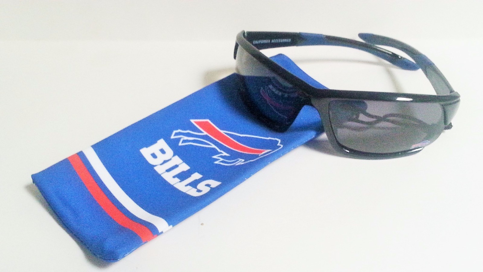 NFL Football Polarized Sport Wrap Team Sunglasses with Storage Pouch ...