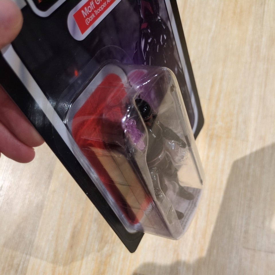 Star Wars Vintage Collection VC368 Moff Gideon (Dark Trooper Armor ...