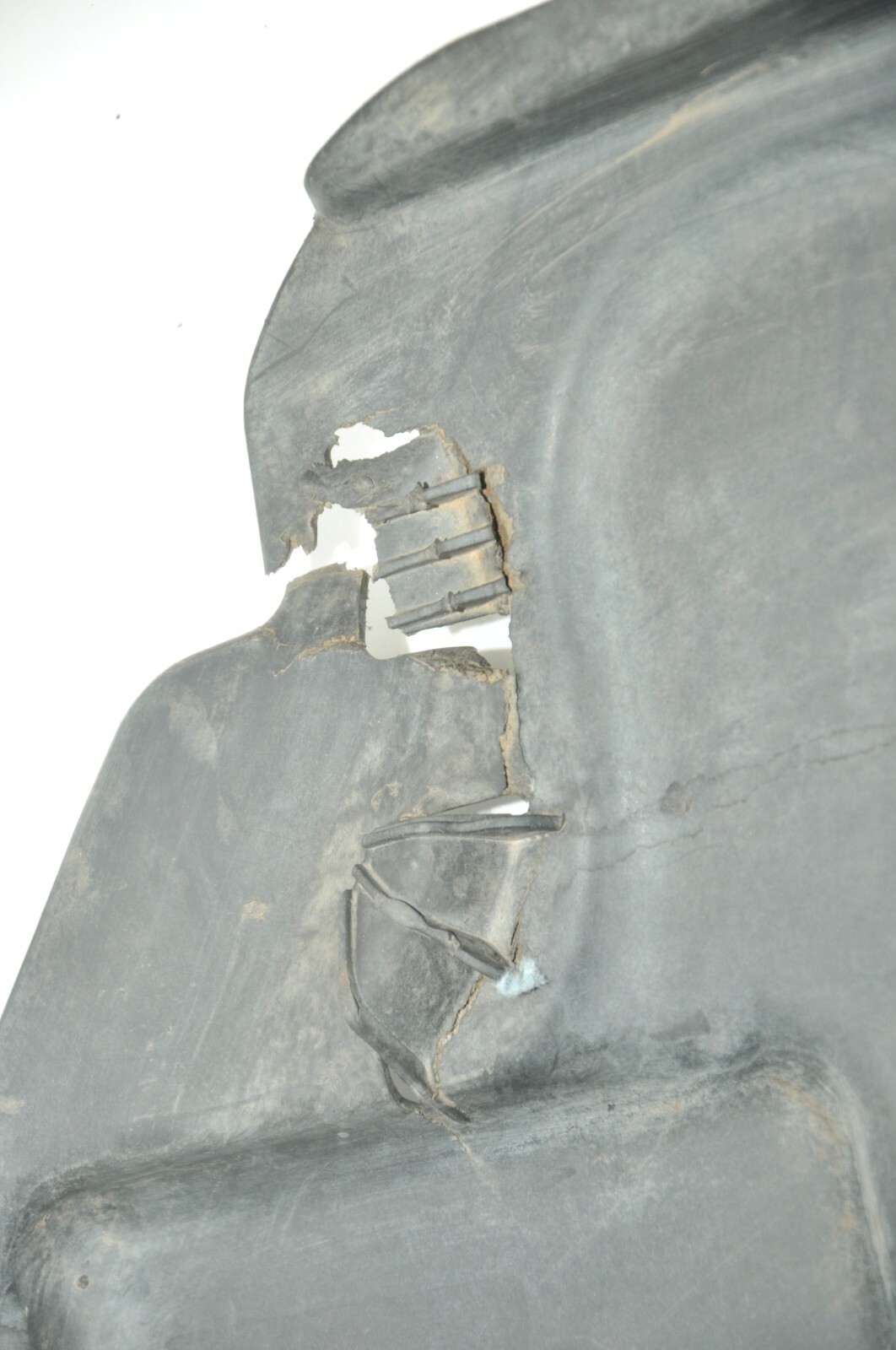 2004-11 VOLVO S40 C30 2.5L SEDAN LOWER ENGINE PROTECTION SPLASH GUARD ...