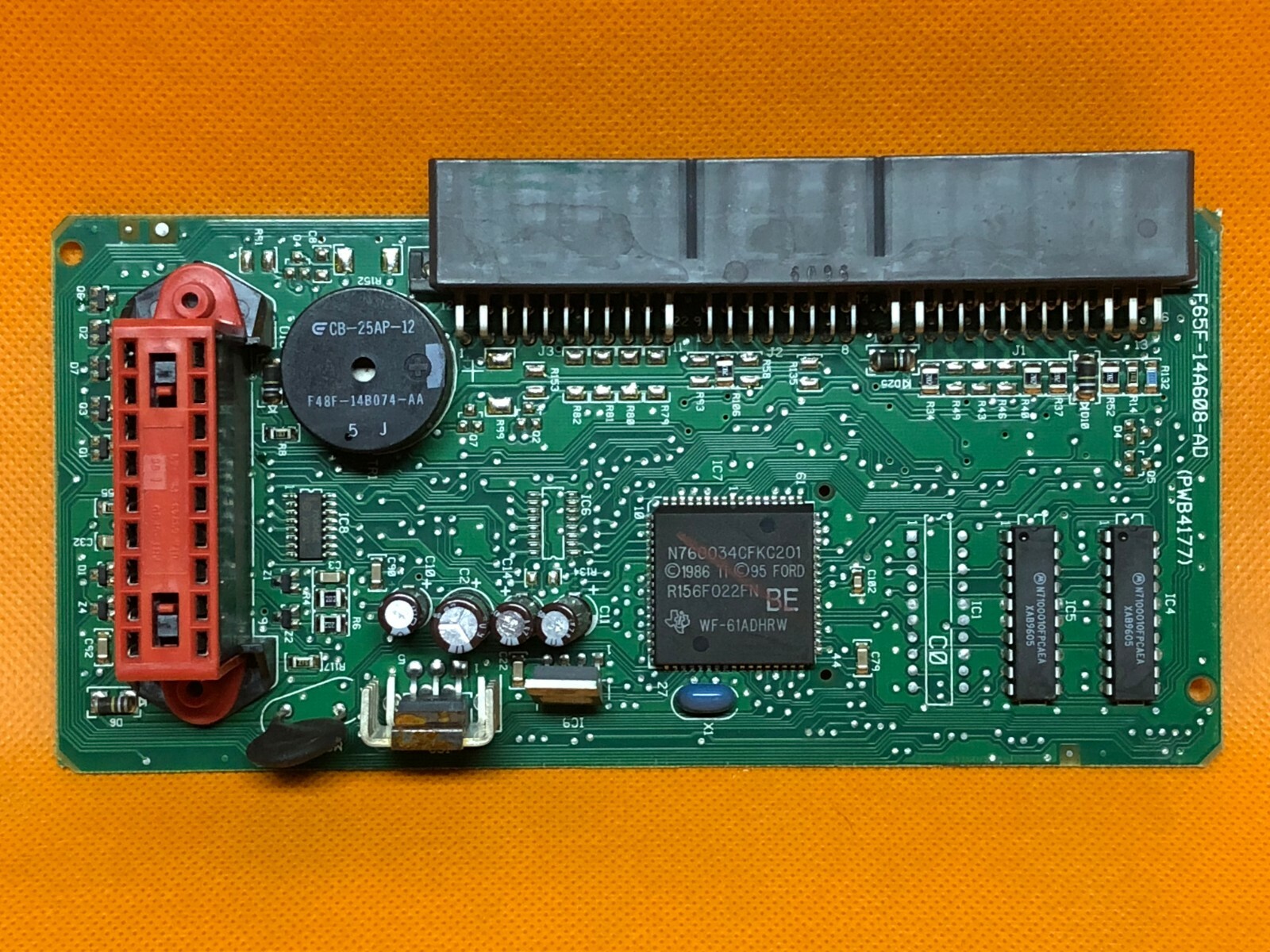 97 98 Ford F-150 F250 Multifunction GEM BODY CONT BCM BCU F65B-14B205 ...