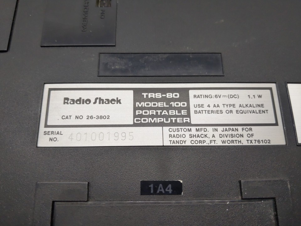 Vintage Radio Shack TRS-80 Model 100 Portable Laptop Computer * Please ...