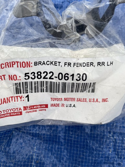 Toyota OEM 2018 Camry-fender Mounting Bracket Left 5382206130 for sale ...