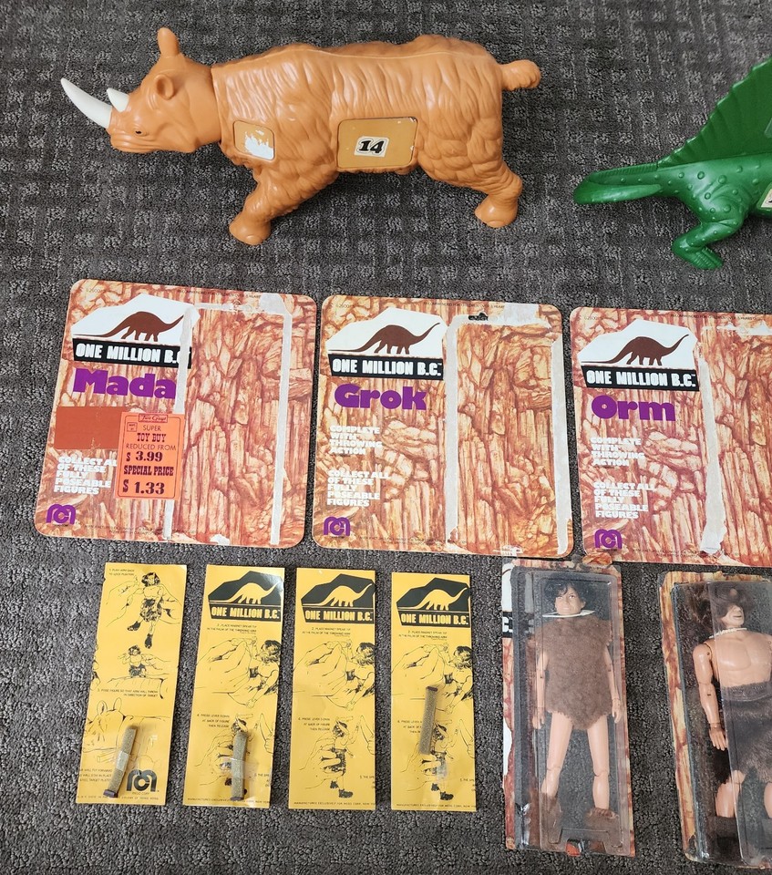 Rare 1977 Mego ONE MILLION BC ENTIRE COLLECTION OF ALL FIGURES AND 3 ...