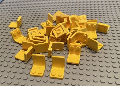 Lego Lot Of 34 Yellow Chairs / Seat / Home Car / Vehicle / Ship / Plane ...