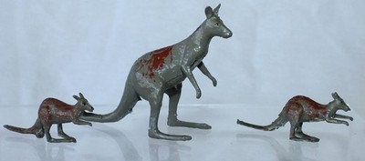 Britains Zoo Picture Pack 9004 Kangaroo and Baby Kangaroos No Box | eBay