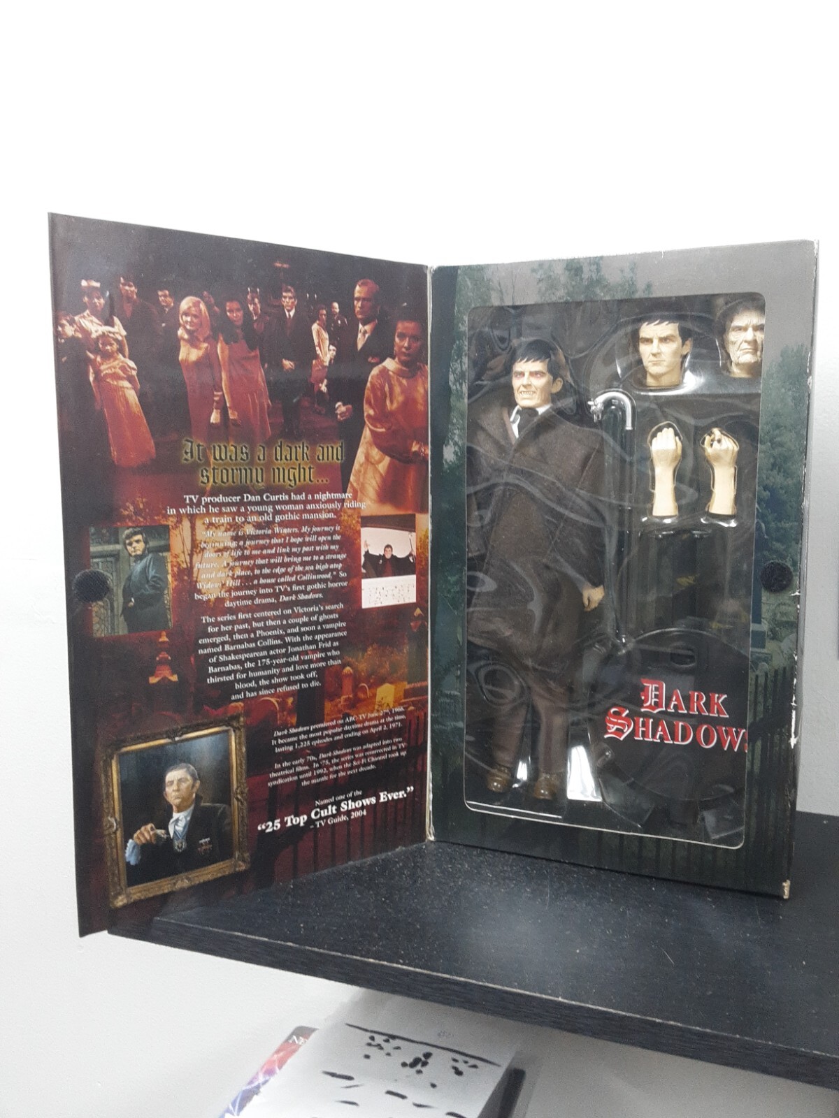 Dark Shadows Barnabas Collins Present Day 12" Figure Majestic Studios ...