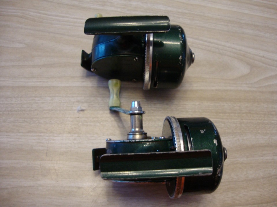 2 VINTAGE SHAKESPEARE WONDERCAST #1774 MODEL FC SPIN CASTING FISHING ...
