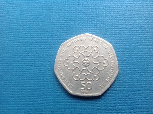 VERY RARE 50P COIN "100 YEARS OF GIRL GUIDING" WITH ROYAL MINT ERRORS ...