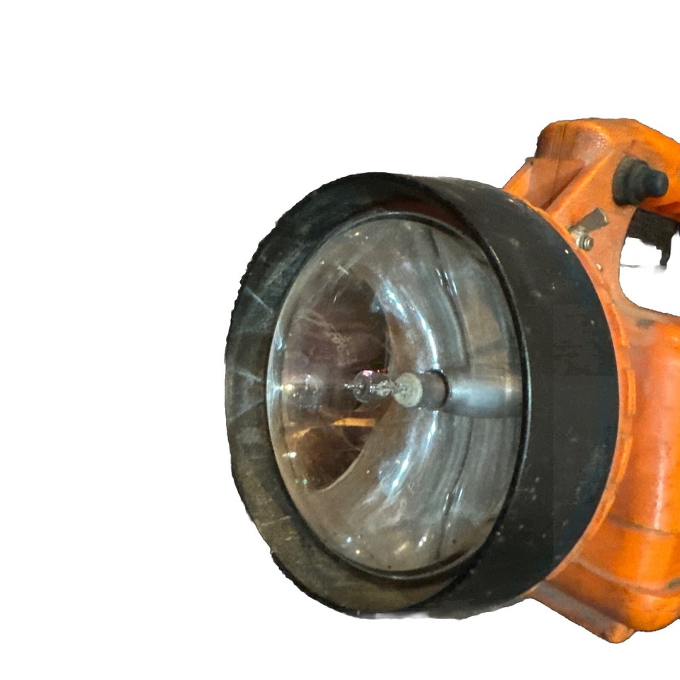 Streamlight LiteBox EMS Flashlight 434530 NO CHARGER Untested ...