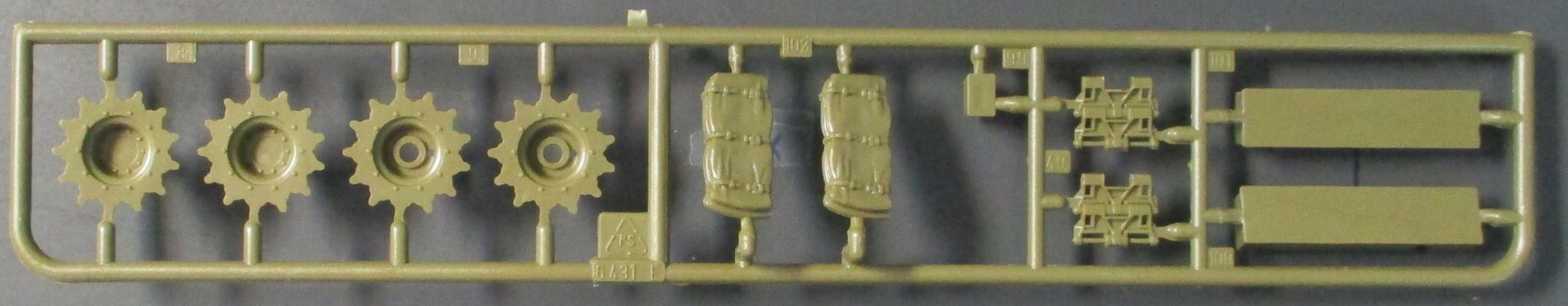 Italeri 1/35th Scale M24 Chaffee Early Tank - Drive Sprockets from Kit ...