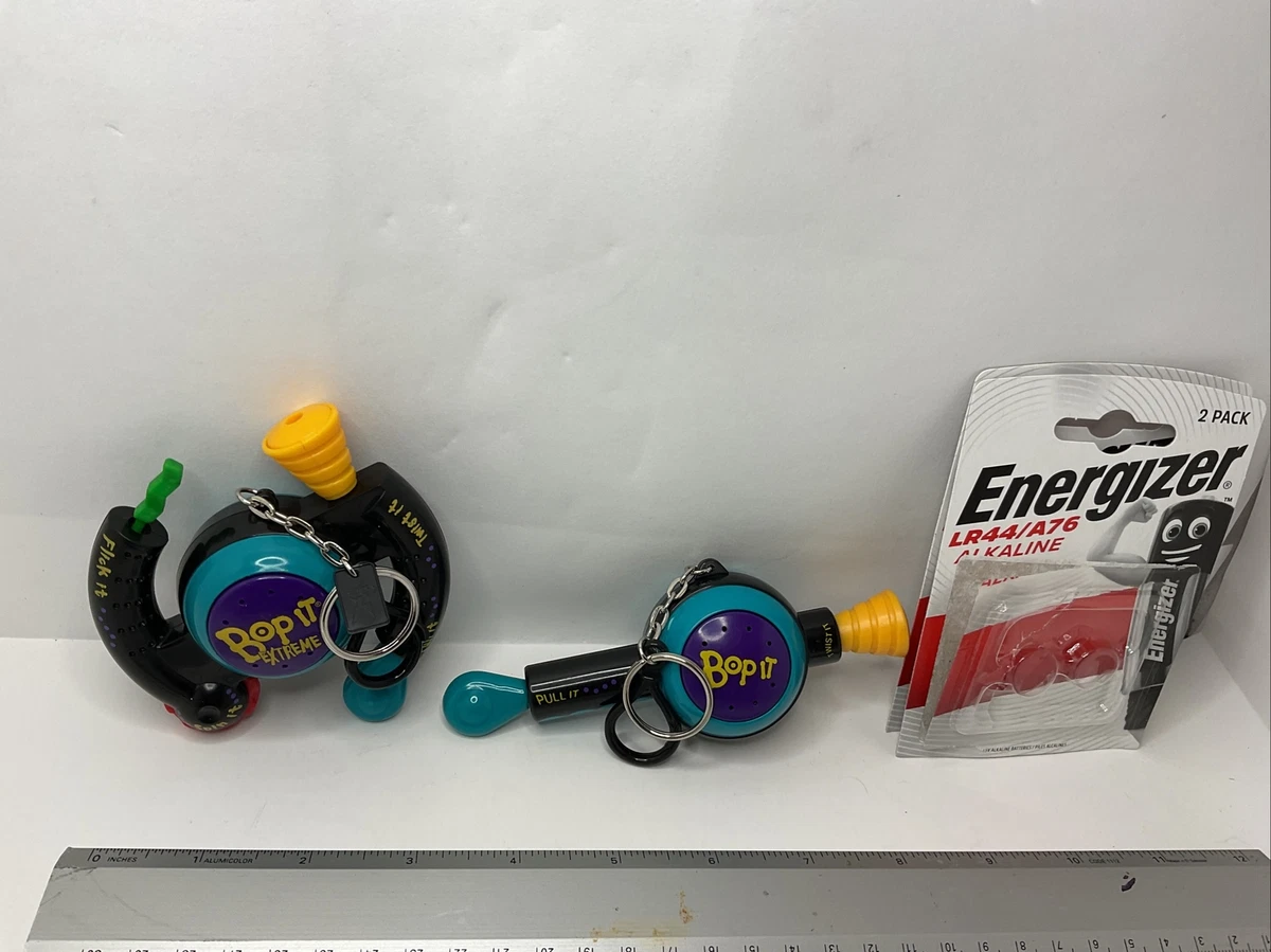 Bop It Extreme 2 Keychain