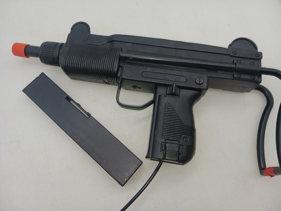 Vintage 1980s Larami Toy Gun LOT Motorized Water Guns UZI cap Gun ...