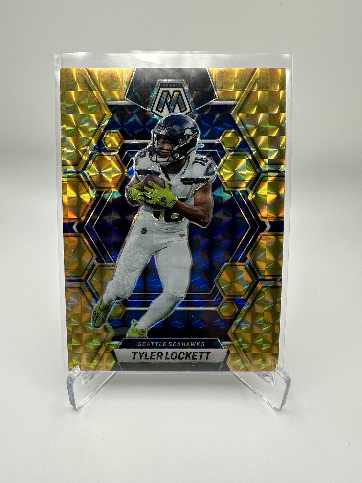 2023 Panini Mosaic Tyler Lockett Yellow Reactive Prizm Card #224 ...