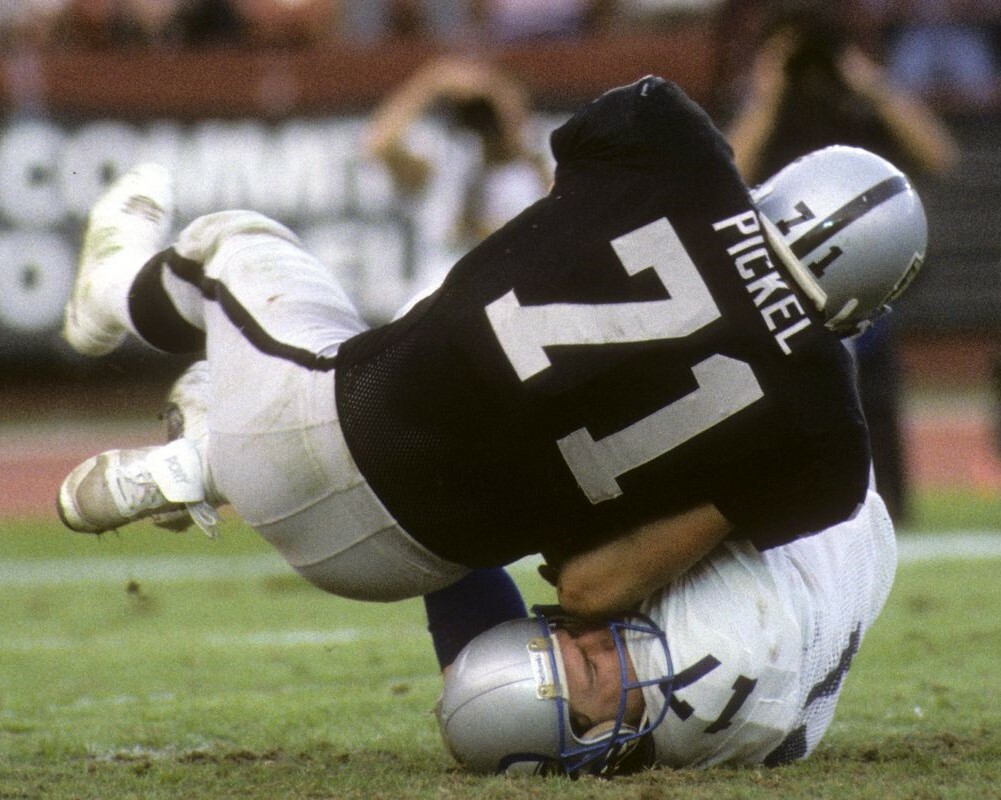 BILL PICKEL 8X10 PHOTO LOS ANGELES RAIDERS LA PICTURE NFL FOOTBALL | eBay