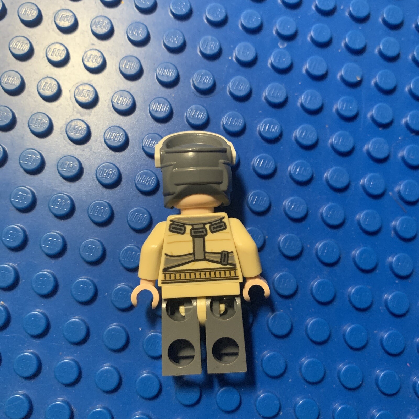 Lego Minifigur sw0803 Rebel Trooper Private Kappehl aus RogueOne Star ...