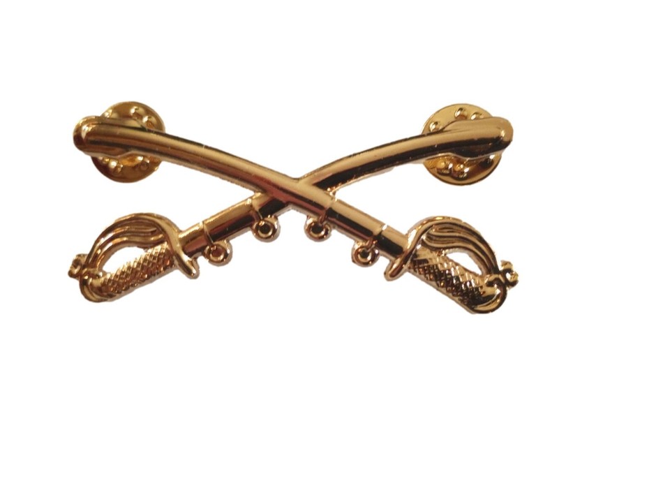U.S MILITARY CAVALRY METAL HAT BADGES PIN CROSSED SABERS SWORDS LARGE ...